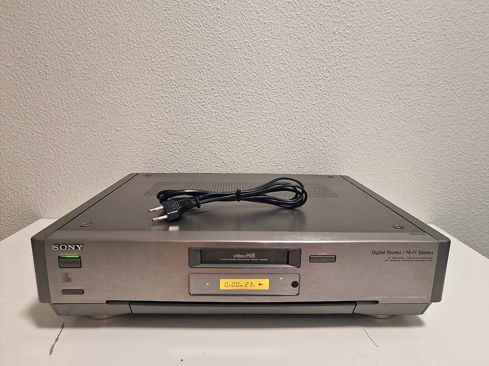 SONY SLV 9000 HI 8 STUDIO GERÄT REVIDIERT im Kanton Solothurn - tutti.ch