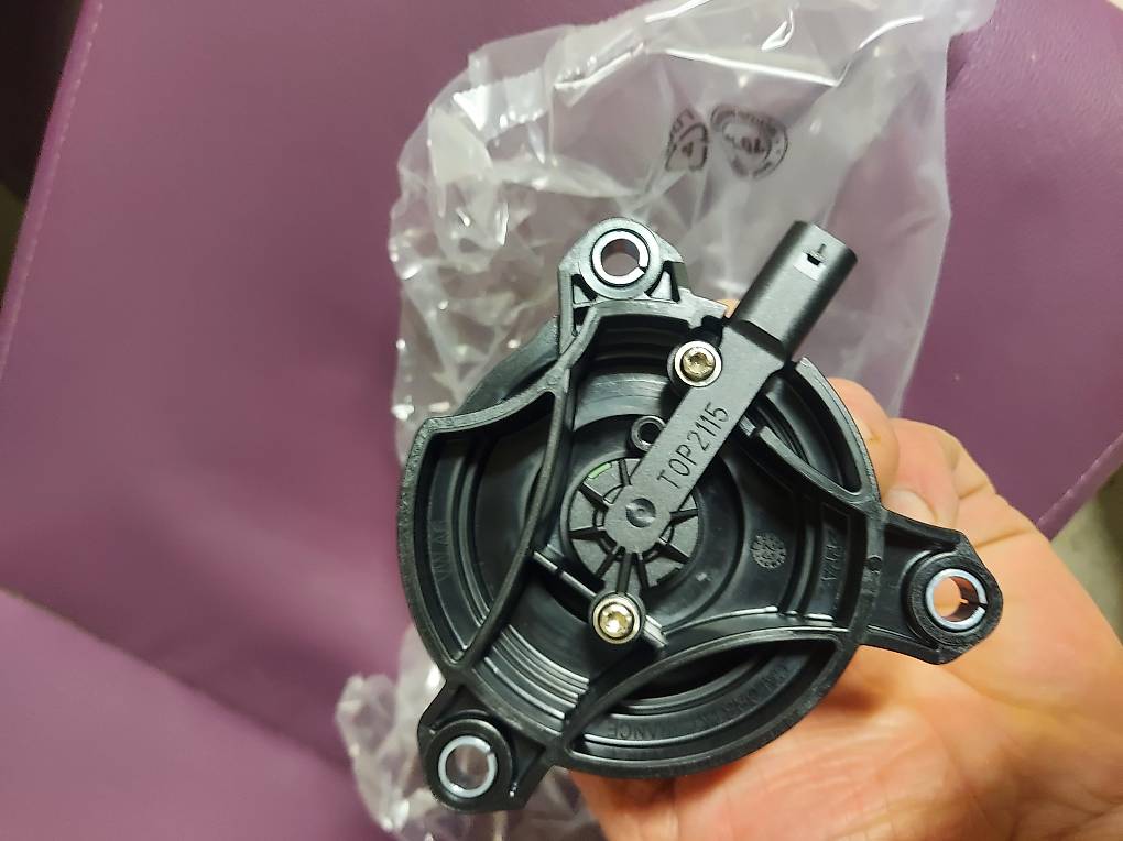 Thermostat PAB121115D Porsche Macan Cayenne Panamera im Kanton Aargau ...