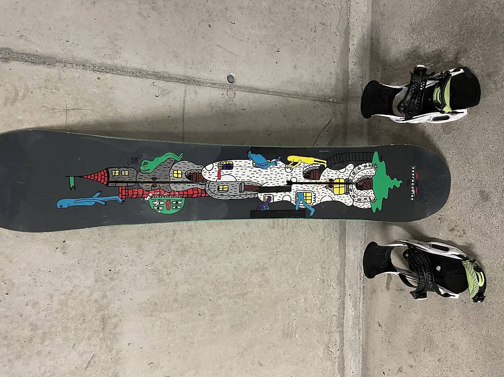 Burton snowboard Mr. Nice Guy + Malavita EST bindings im Kanton ...