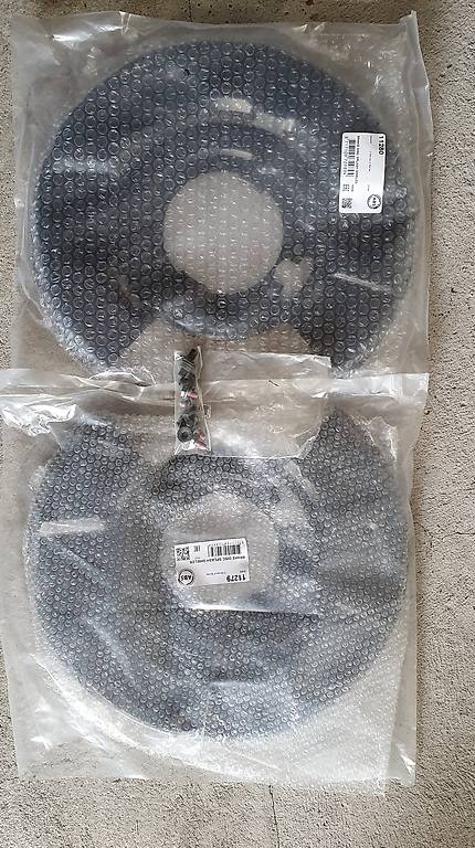 BMW Ankerbleche Spritzbleche Hinterachse 335i N54 im Kanton Bern - tutti.ch