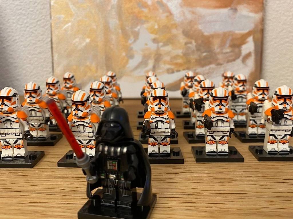 21 Figuren | Star Wars | Trooper Orange | Clone im Kanton Solothurn ...
