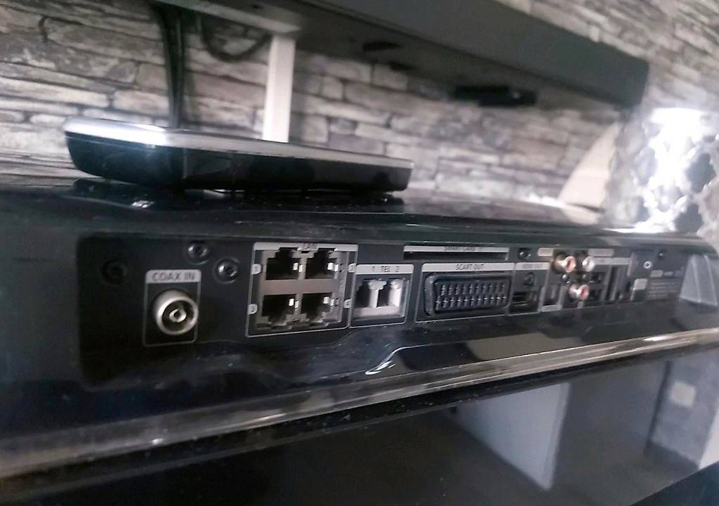 Samsung HDTV Box Recorder SMT-G7400/XEN im Kanton Zürich - tutti.ch