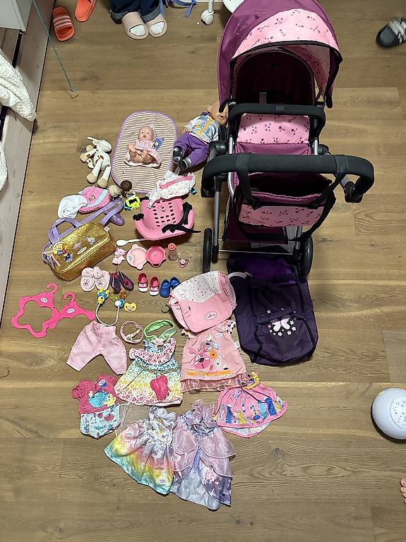 Baby Born Puppe mit viel Zubehör im Kanton Zürich - tutti.ch