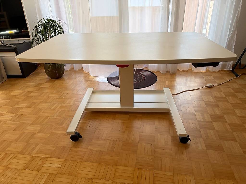 Lista LO Cockpit Sitz-/Stehtisch mit Rollen (120 x 76) im Kanton Zürich ...