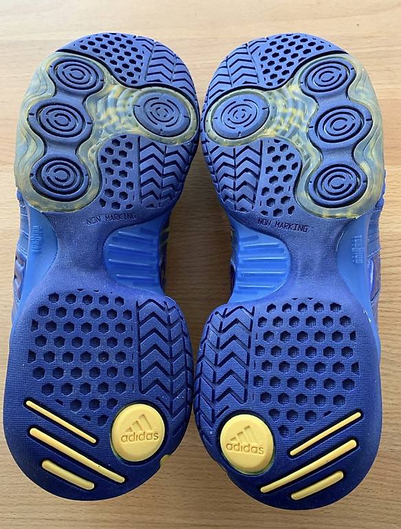 Original Adidas Stabil 5 On Fire Edition ? Vintage 42.5 im Kanton ...