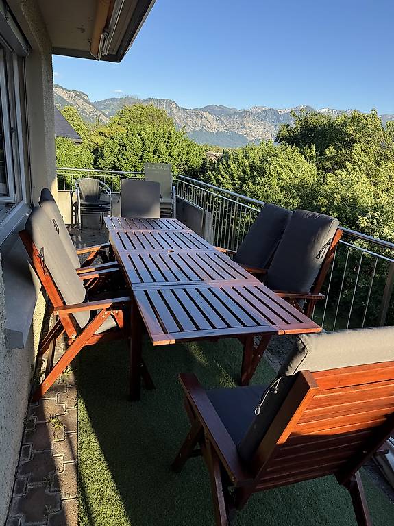 Garten-Sitzgruppe mit Tisch mit 6 verstellb. Stühlen im Kanton ...