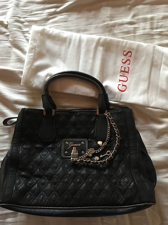 Neue Original Guess Hand Tasche im Kanton Bern - tutti.ch