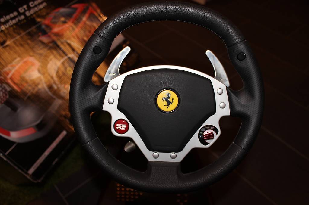 Ferrari Wireless GT Cockpit 430 Scuderia von Thrustmaster im Kanton ...