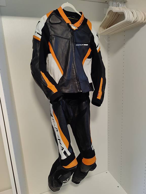 Motorrad Macna Hyper, Lederkombi 2tlg. Gr. L im Kanton Schaffhausen ...