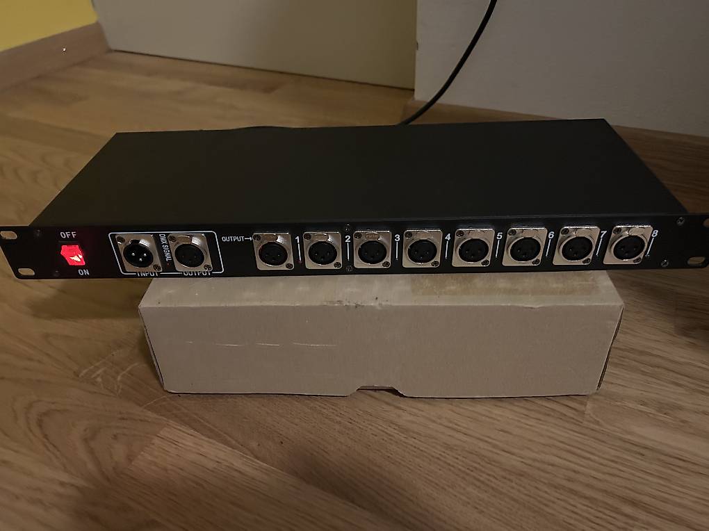 Professionelles Audio Rack Panel - 8 Kanäle - Top Zustand! Cantone ...