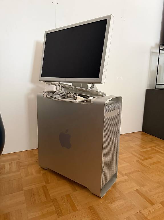 Apple Powermac G5 inkl. Cinema Display 20" im Kanton St. Gallen - tutti.ch