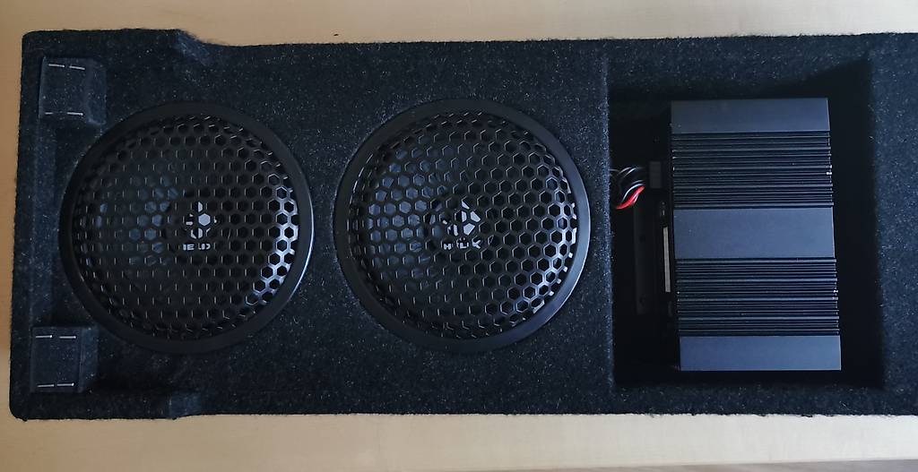 VW Helix Car Hifi Subwoofer Box mit Verstärker und ESP im Kanton Bern ...