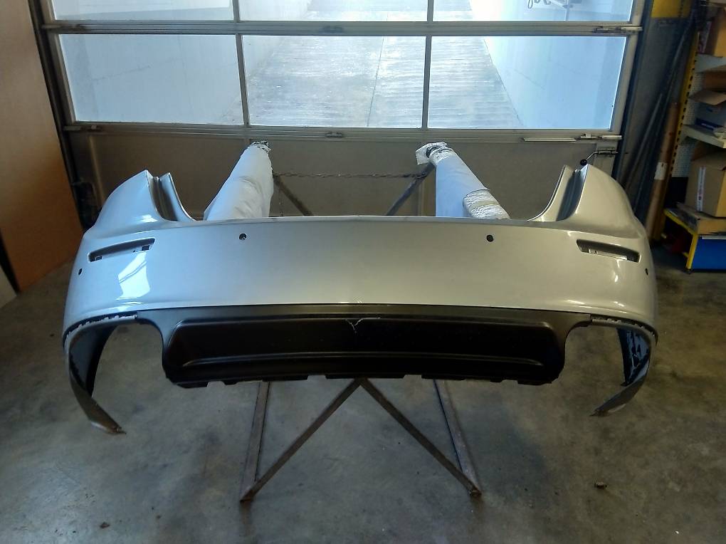 Maserati Ghibli Stoßstange hinten 673004365 im Kanton Aargau - tutti.ch