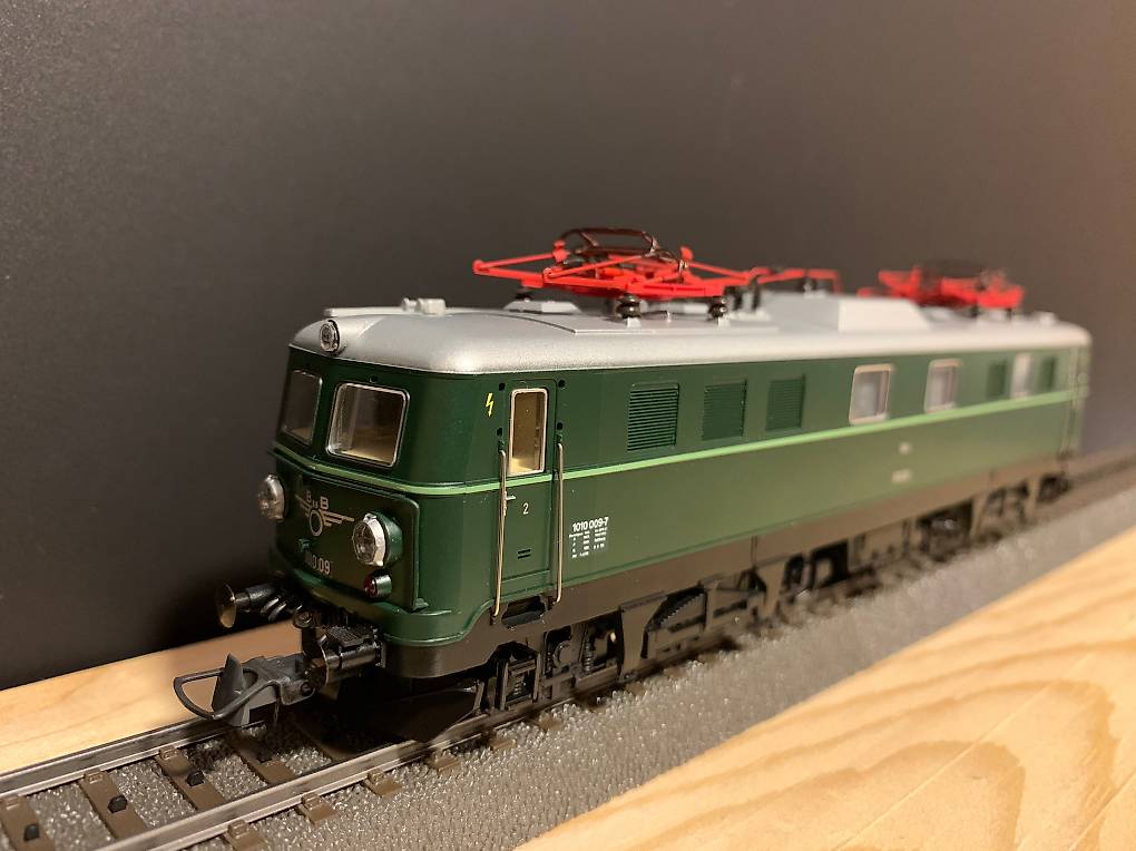 Modelleisenbahn Roco Rh 1010 der ÖBB AC digital im Kanton Thurgau ...