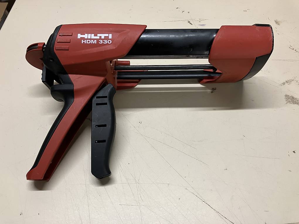 Hilti HDM 330 Auspressgerät 2K Mörtel im Kanton Basel-Landschaft - tutti.ch