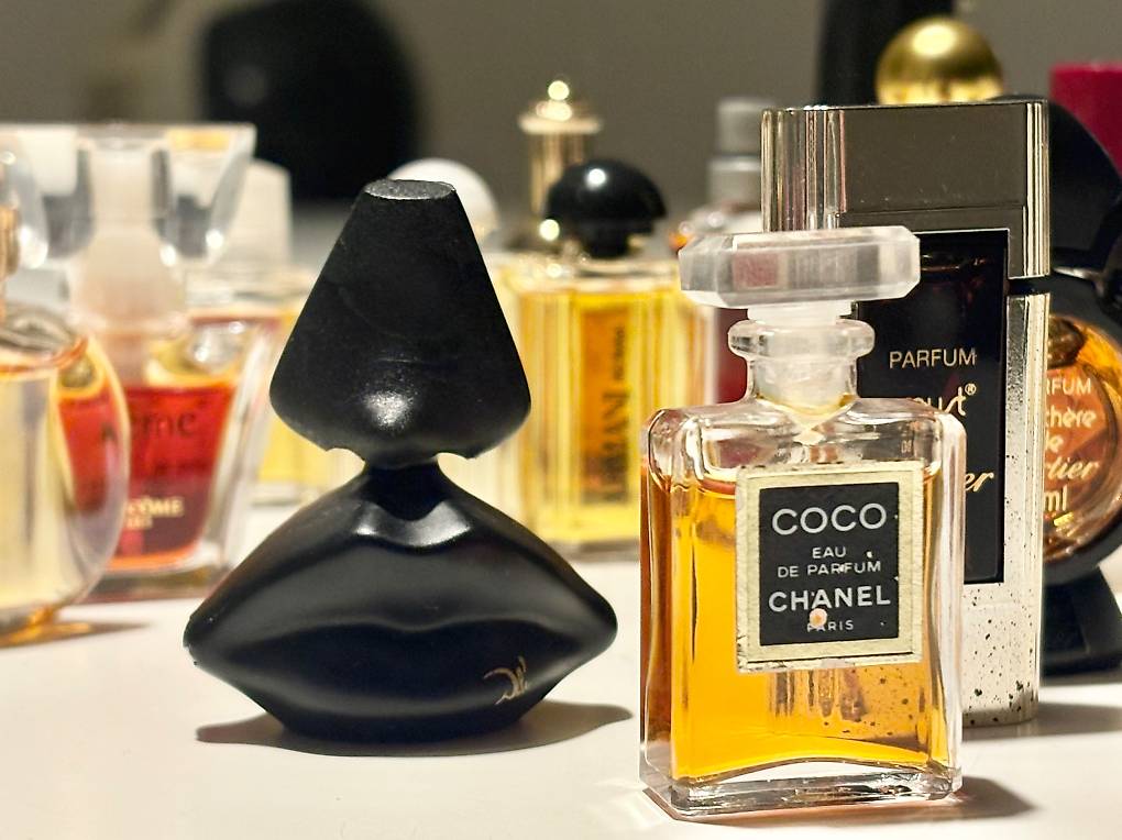 PARFUMS, MINIATUREN, 20 STK., VINTAGE, CHANEL, CARTer... im Kanton ...