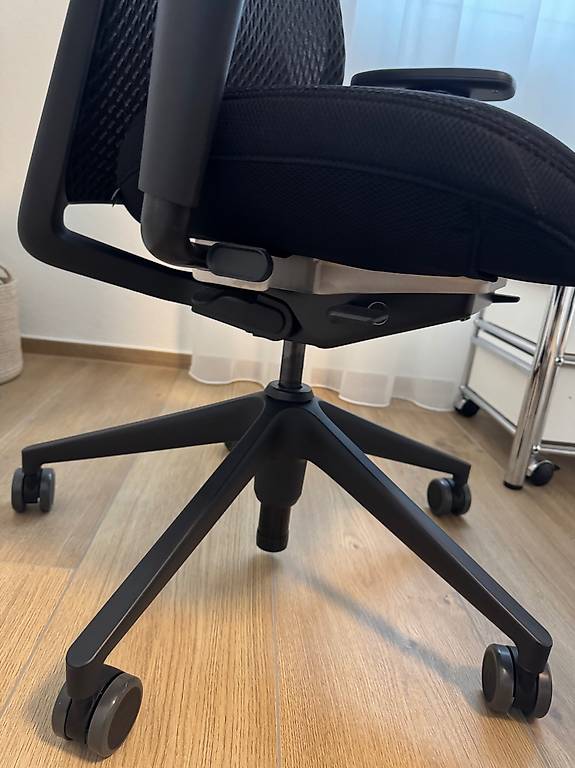 VITRA ID MESH BÜROSTUHL nero im Kanton Bern - tutti.ch