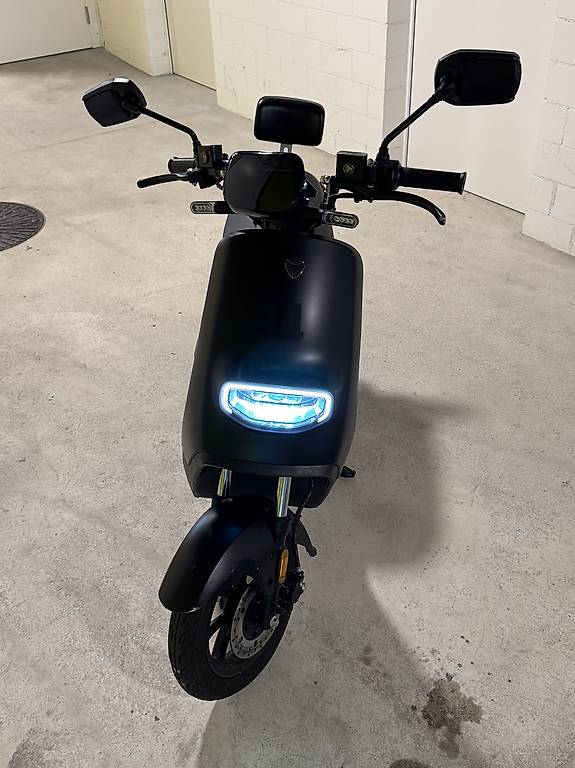 E-Roller Yadea DE38 im Kanton St. Gallen - tutti.ch