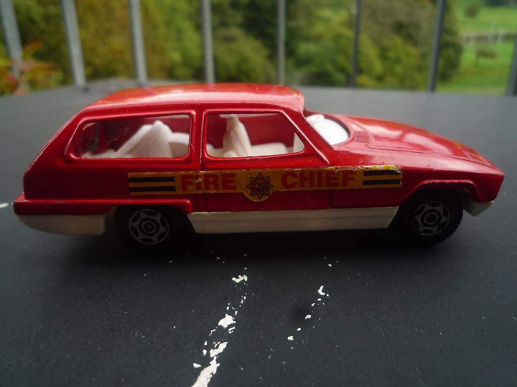 Modellauto Corgi Cubs Fire Chief im Kanton St. Gallen - tutti.ch