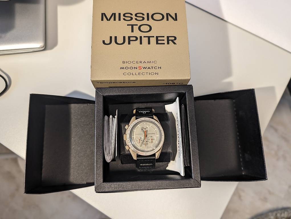 Swatch Moonwatch Jupiter (neu+ungetragen) im Kanton St. Gallen - tutti.ch