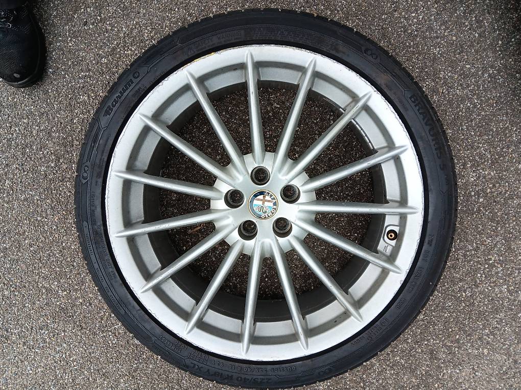 Alfa Romeo 18 " Toora Felgen Alfa 156/147/GT mit Sommerpneu im Kanton ...