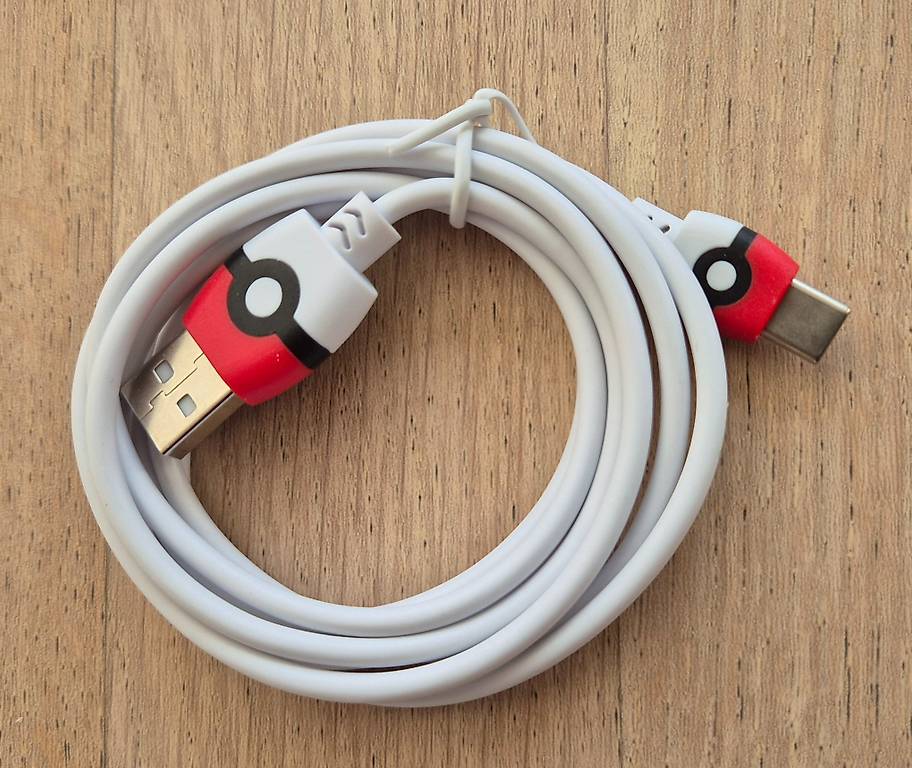 Nintendo Pokemon USB-C - Iphone Samsung Switch im Kanton Wallis - tutti.ch