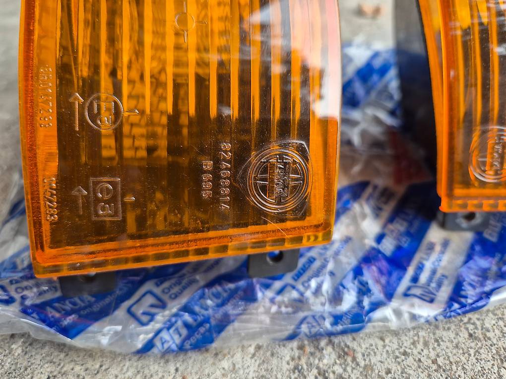 Lancia Delta Integrale EVO Satz Blinker Orig. im Kanton Aargau - tutti.ch