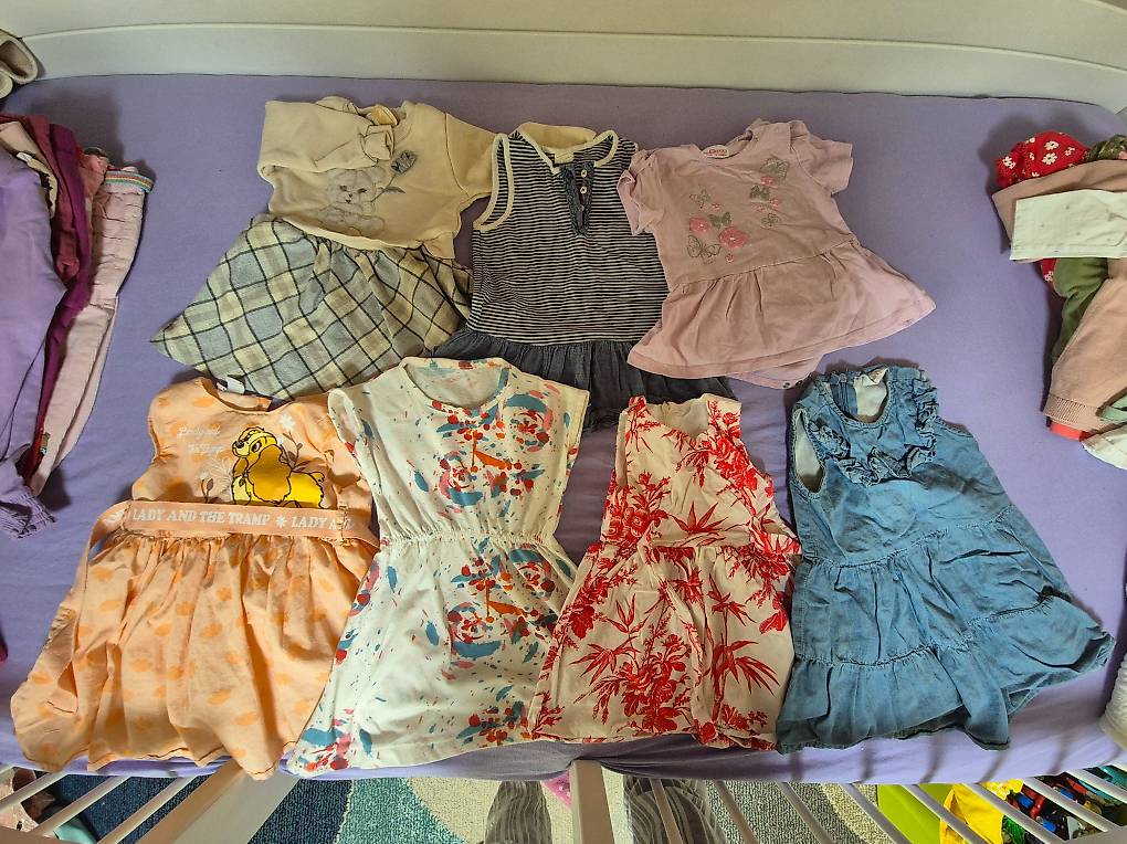 Large Bundle of Girls' Clothes - 30+ Pieces Size 86-92 im Kanton Zürich ...