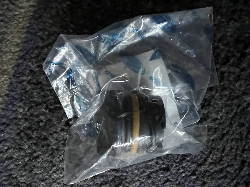 Ford (NEU) Öleinfüllkappe im Kanton Zürich - tutti.ch