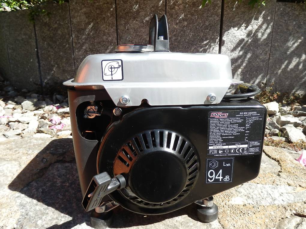 Generatore SG 950 220 VAC - 720 Watt nuovo im Kanton Tessin - tutti.ch