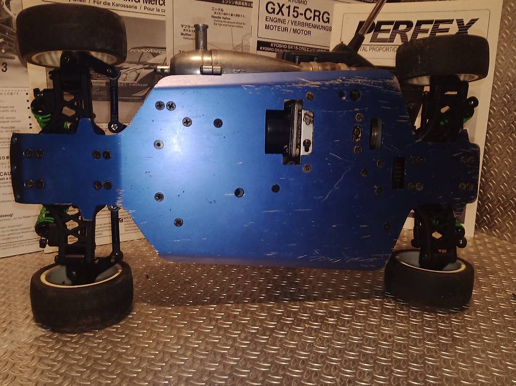 Kyosho Mercedes RTR im Kanton Obwalden - tutti.ch