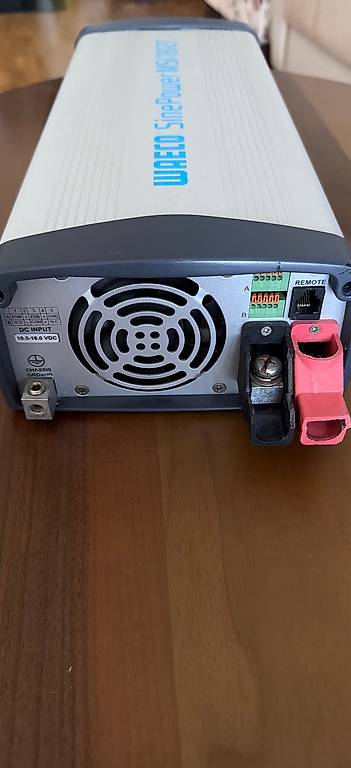 Wandler Wechsel und Batterie Ladegerät((12v -230v)) im Kanton Zürich ...
