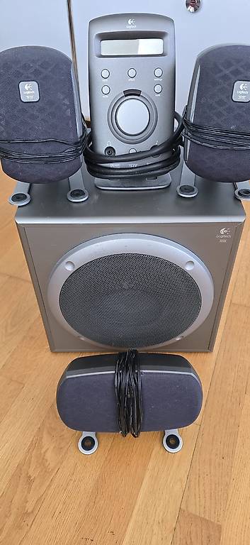 Logitech Z-680 - THX-zertifiziertes 5.1 Lautsprechersystem im Kanton ...