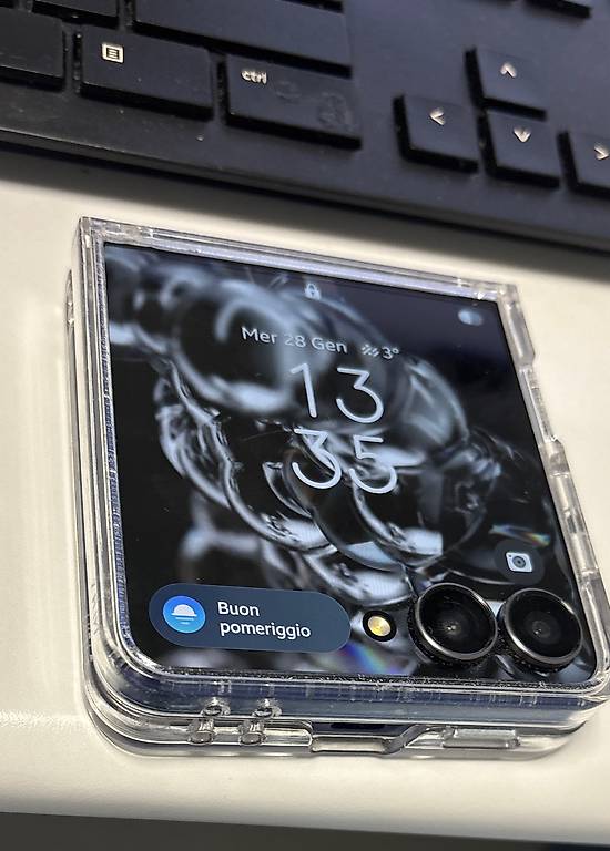 Samsung z flip 7 512 GB im Kanton Tessin - tutti.ch