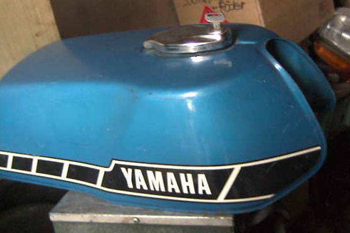 Motorrad-Tank Yamaha Cantone Berna - tutti.ch
