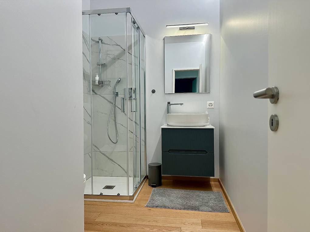 HM12036 - A Lugano a due passi dalla stazione con vista lago Canton ...