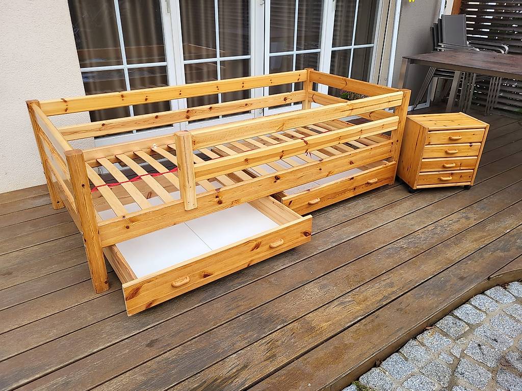 Flexa Bett Kiefer natur mit Schubladen und Nachtisch im Kanton Zürich ...