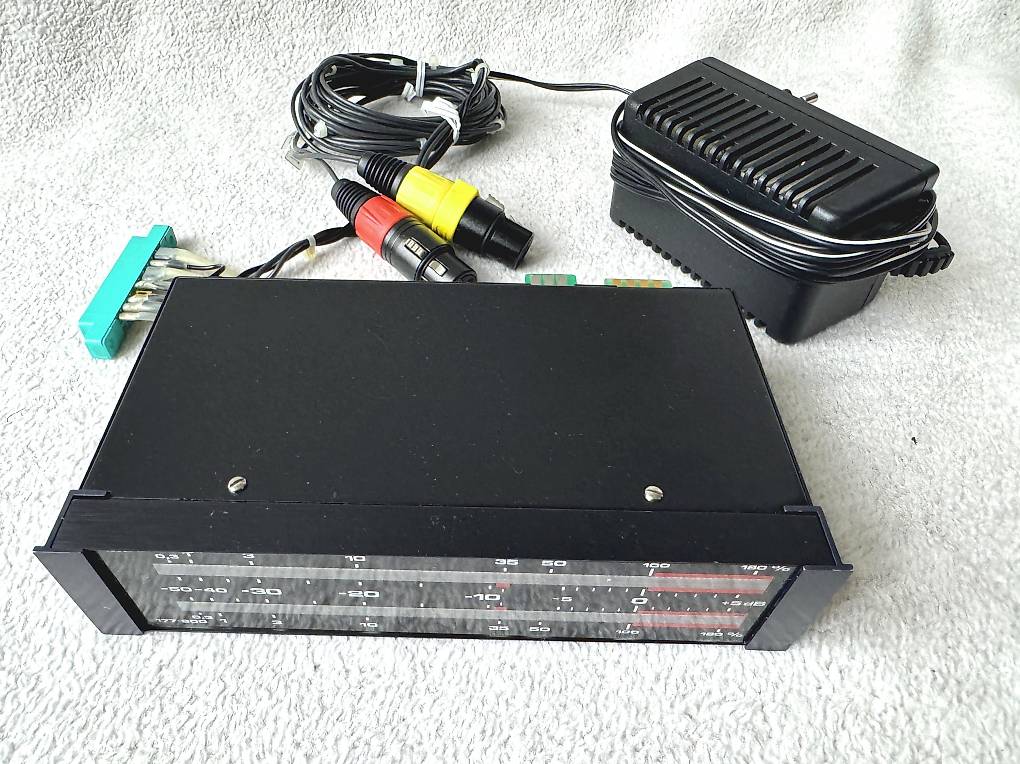 NTP 177-800 Audio Plasma PPM VU Meter incl. Breakout & PSU im Kanton ...