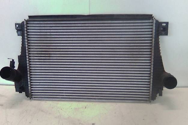 2H6145804 Ladeluftkühler VW Amarok im Kanton Luzern - tutti.ch