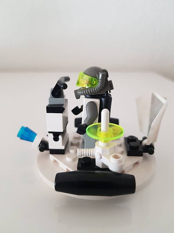 Lego Space Exploriens 1858 und 6815 im Kanton Zürich - tutti.ch