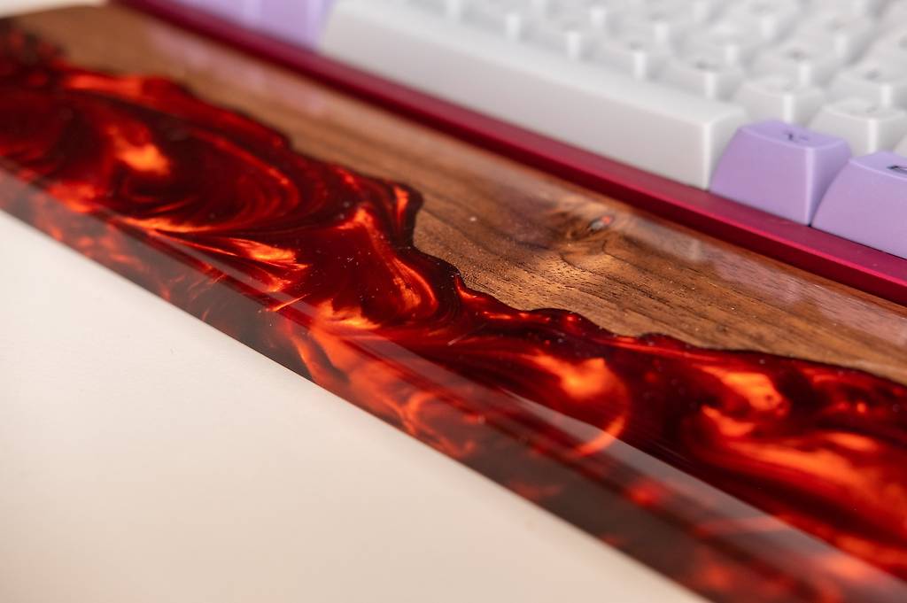 Epoxy Keyboard Wrist Rest Rot | Tastatur Handgelenkauflage im Kanton ...