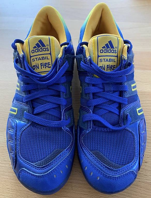Original Adidas Stabil 5 On Fire Edition ? Vintage 42.5 im Kanton ...