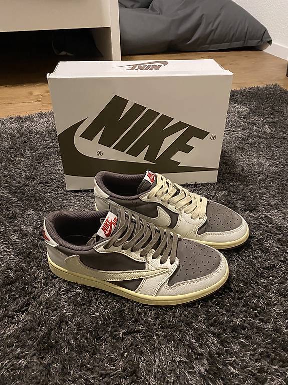 Nike SB Dunk Low x Travis Scott ?Cactus Jack? Gr. 40 im Kanton Aargau ...