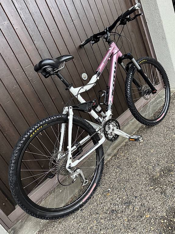 Mountainbike Fully Velo Kona in sehr gutem Zustand im Kanton Bern ...