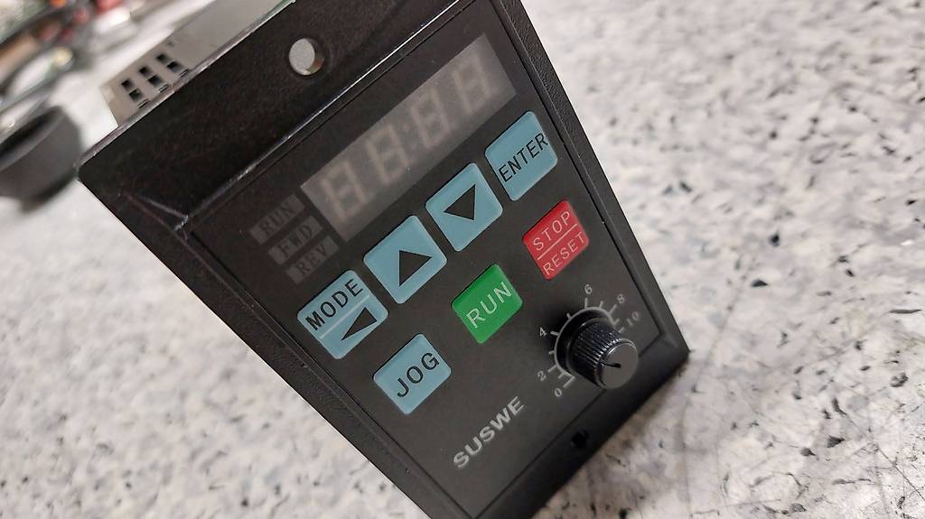 Frequenzumrichter 0,75-1,5kW 1 Phase 230V~ Frequenzumformer im Kanton ...