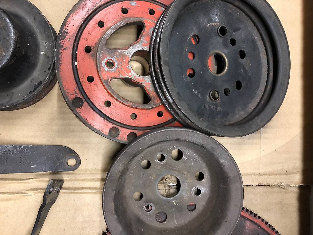 Chevrolet Engine SB 350 LT1 Brackets&Pulleys im Kanton Bern - tutti.ch