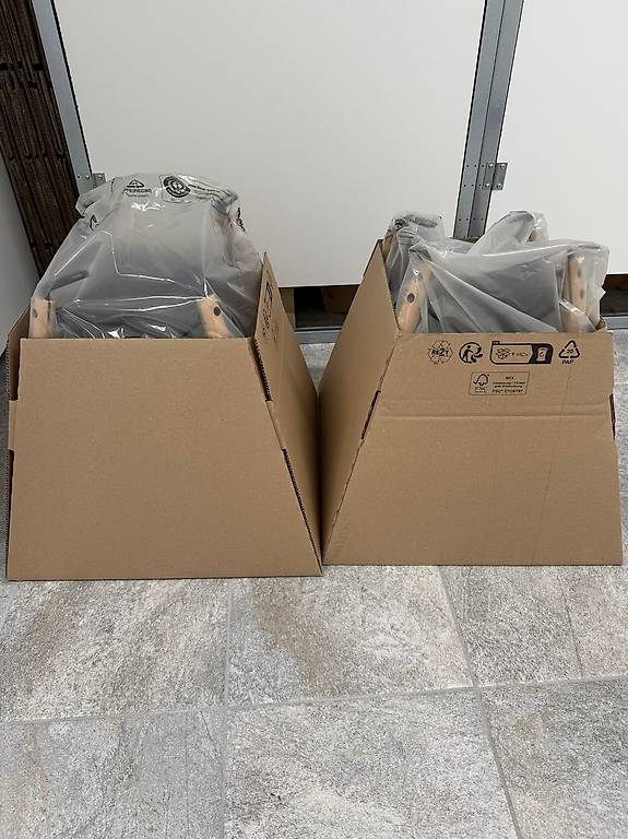 2x Dowel Base für Eams Side & Arm Chair im Kanton Schwyz - tutti.ch