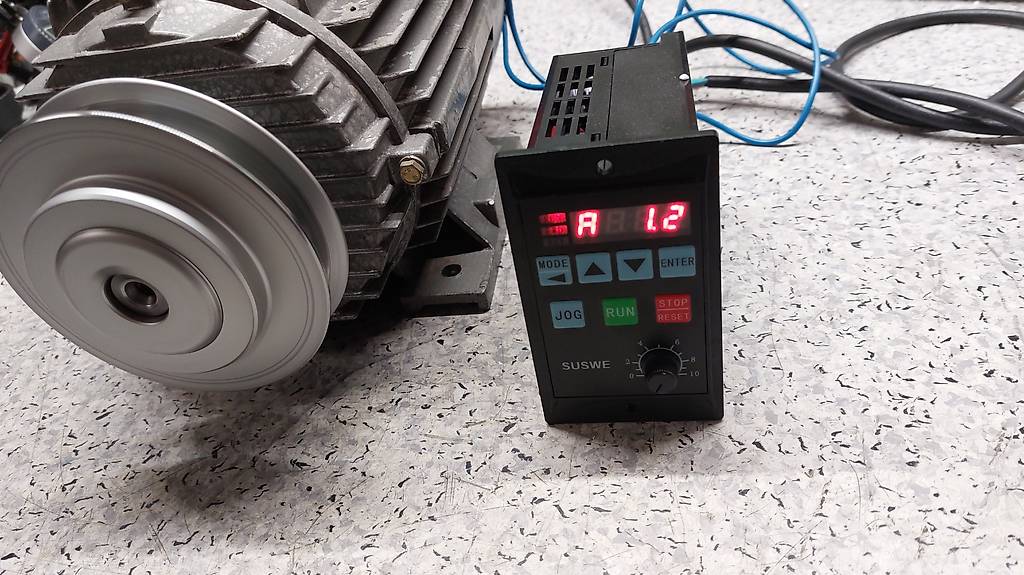 Frequenzumrichter 0,75-1,5kW 1 Phase 230V~ Frequenzumformer im Kanton ...