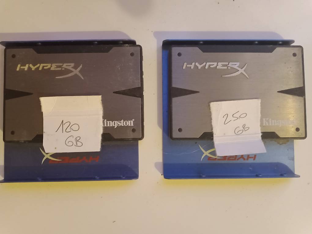 SSD Hyper X Kingston im Kanton Tessin - tutti.ch