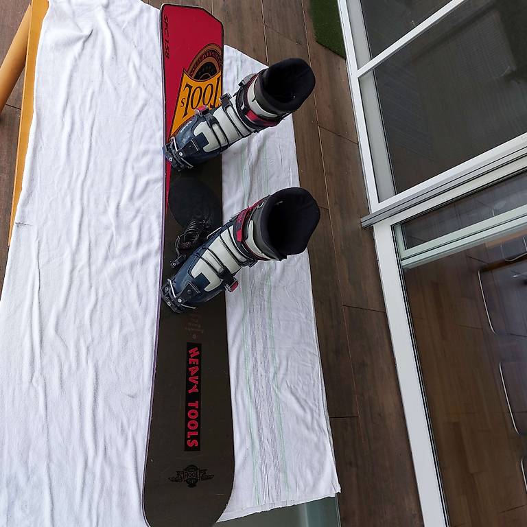Snowboard Heavy Tools mit Hardboots und Bindung im Kanton Aargau - tutti.ch